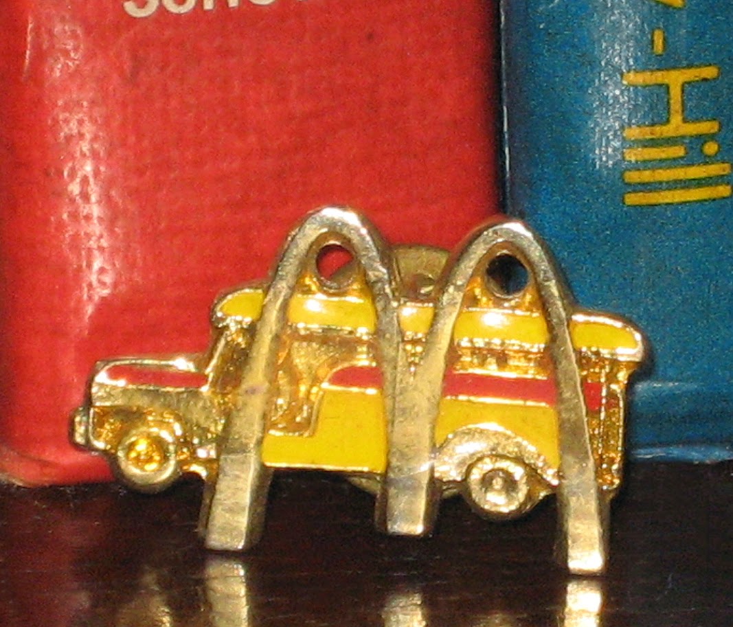 Percy's Fast Food Toy Stories : Pin - McD 12
