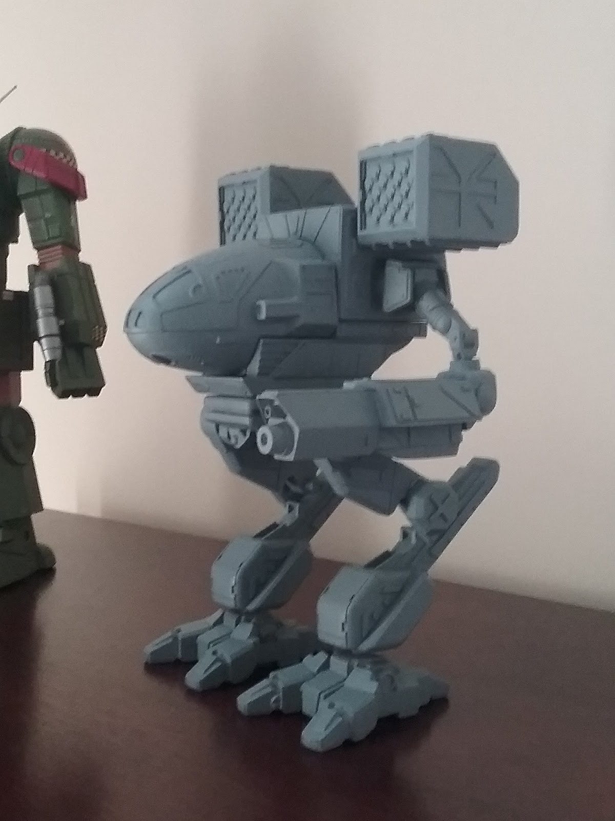 FCY: Battlemech Models: Mad Cat pre-order Closed!