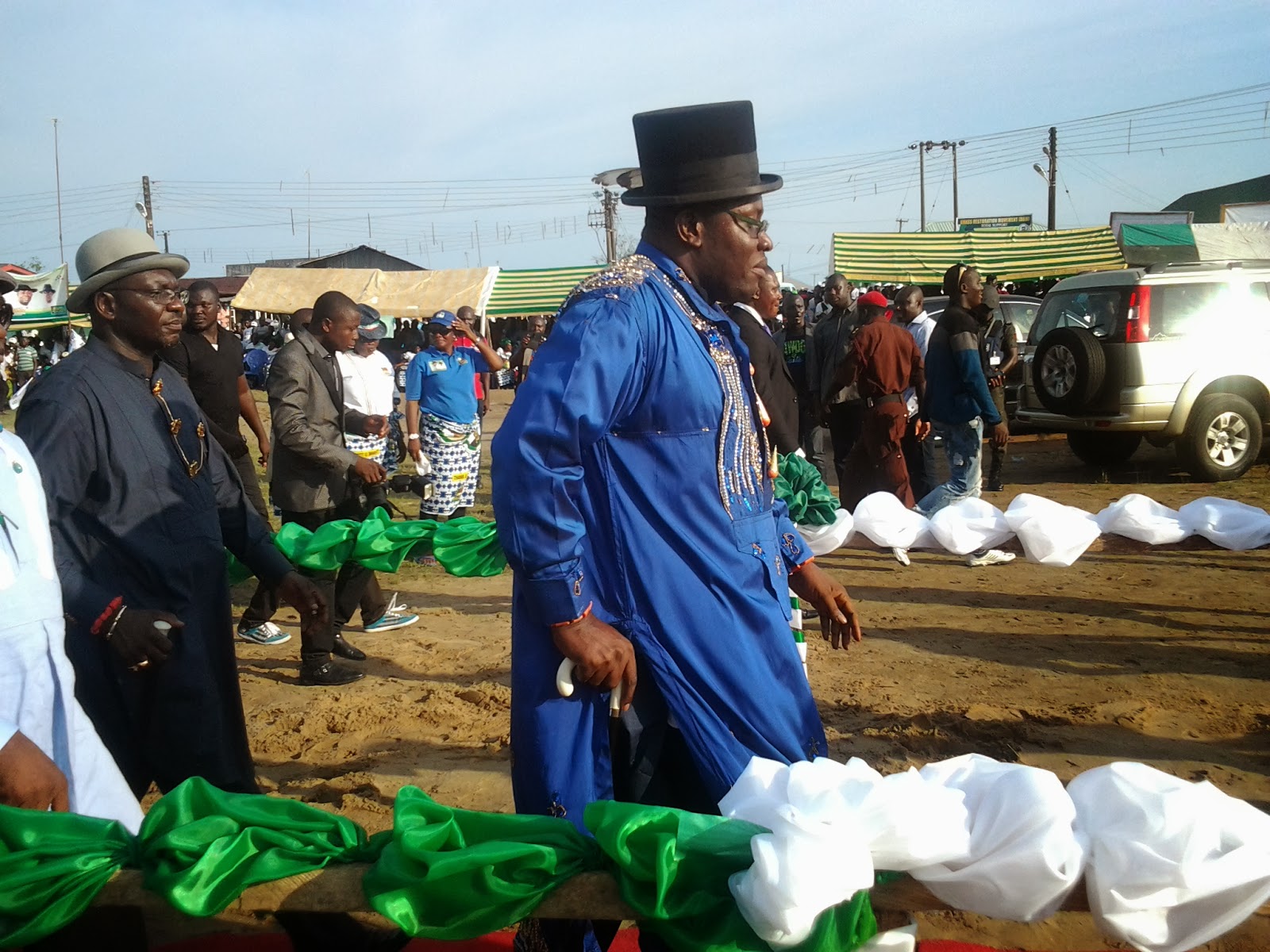 Inside Bayelsa: GOV HENRY SERIAKE DICKSON'S THANKS YOU TOUR IN PICTURES ...