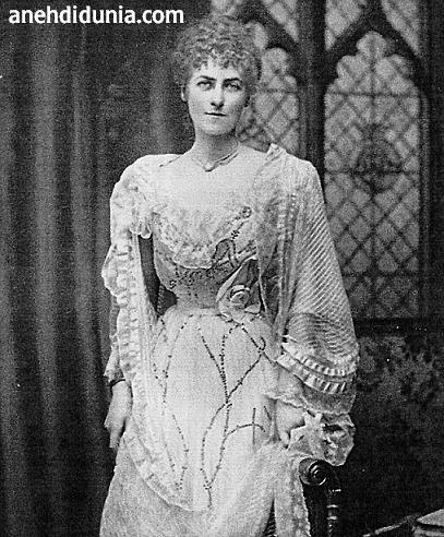 Kalimat Cinta Yang Tersembunyi Berabad Abad - Berita Aneh dan Unik Terbaru