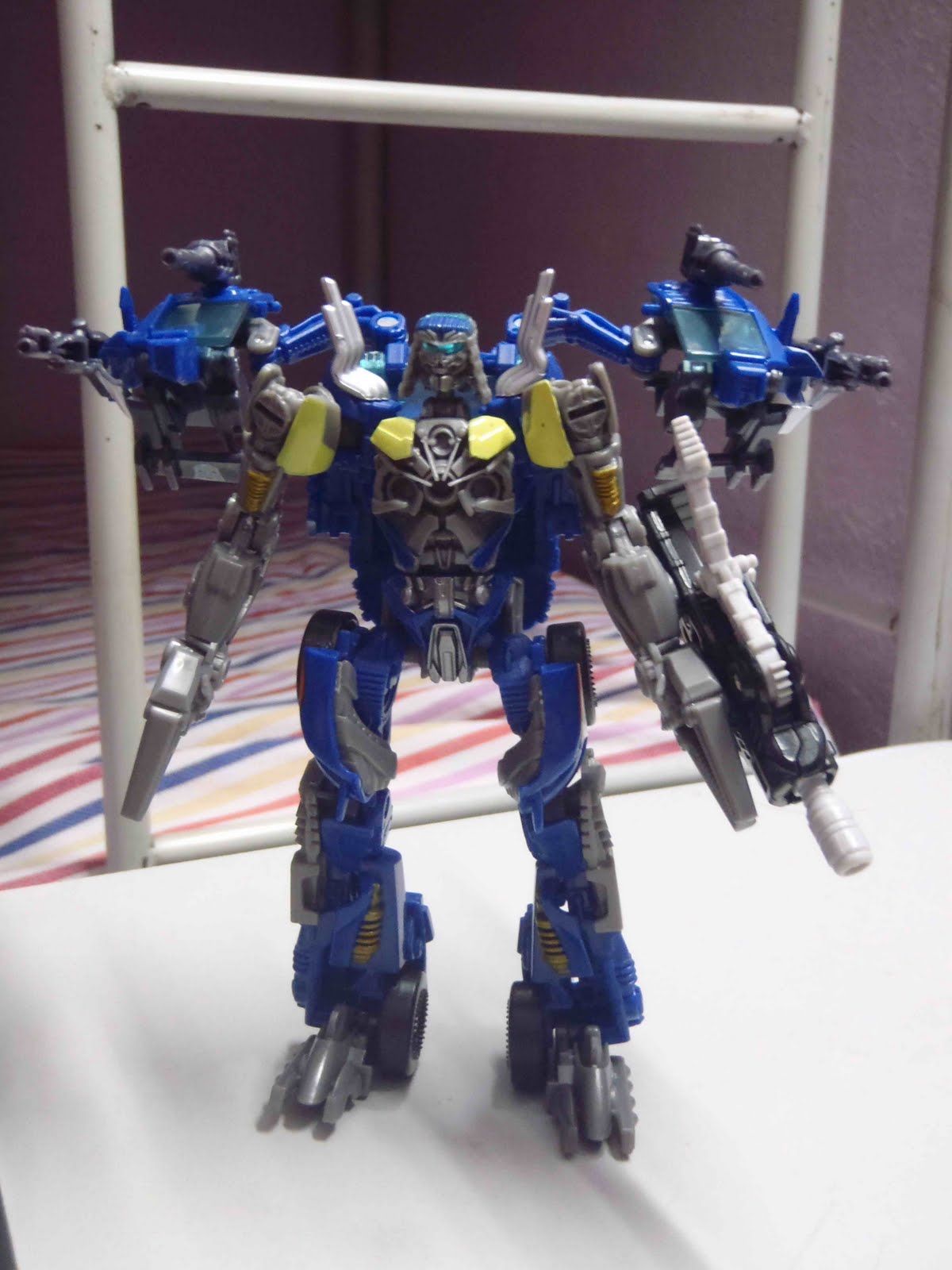 New Planet Cybertron: Transformers Review – Topspin (DOTM Deluxe-Class)