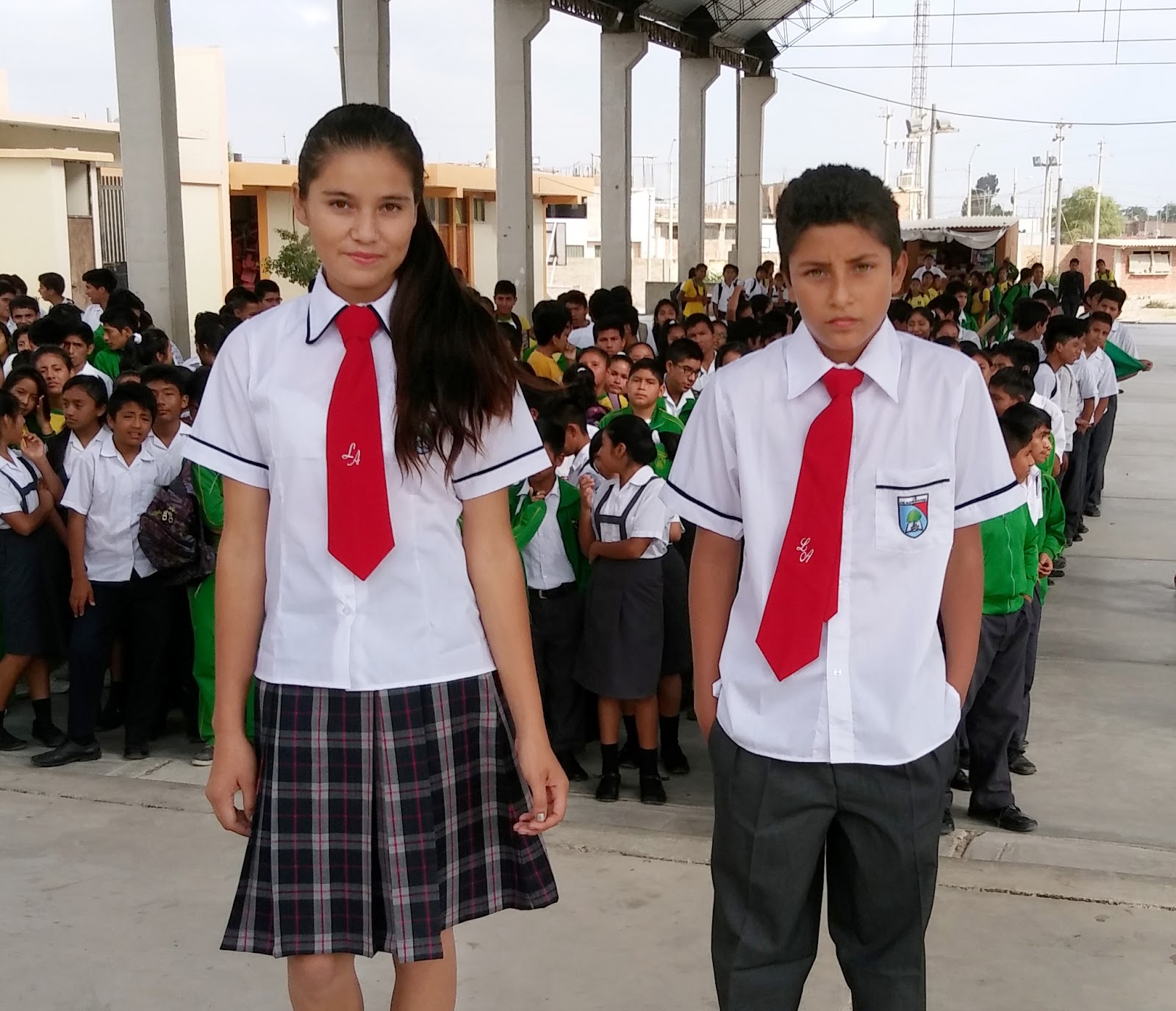 UNIFORME DE LA INSTITUCIÓN EDUCATIVA LOS ALGARROBOS PIURA ~ ARTE Y CULTURA
