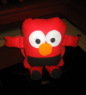 ♥ Sweet Tresa ♥¸¸.•*¨*•: Elmo Huggy Plushie