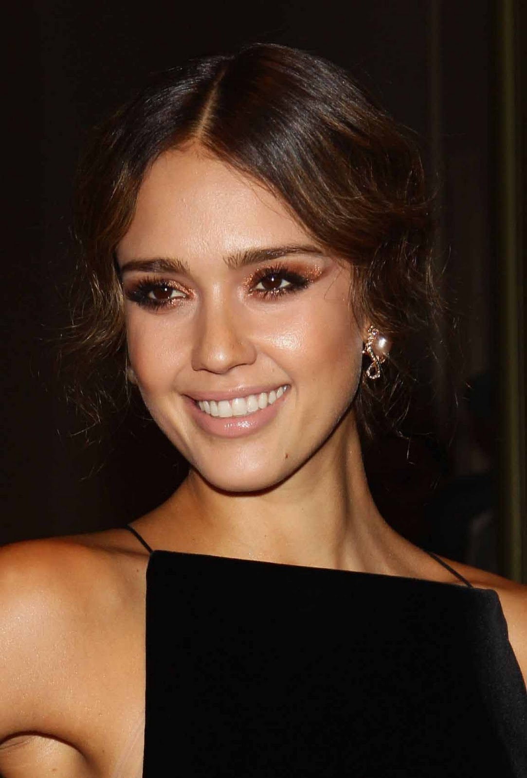 I want pretty: Make up - Jessica Alba