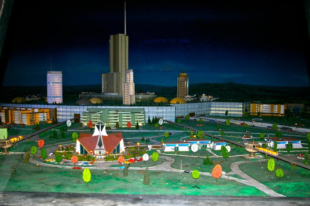 Disney Avenue: The Amazing EPCOT Model