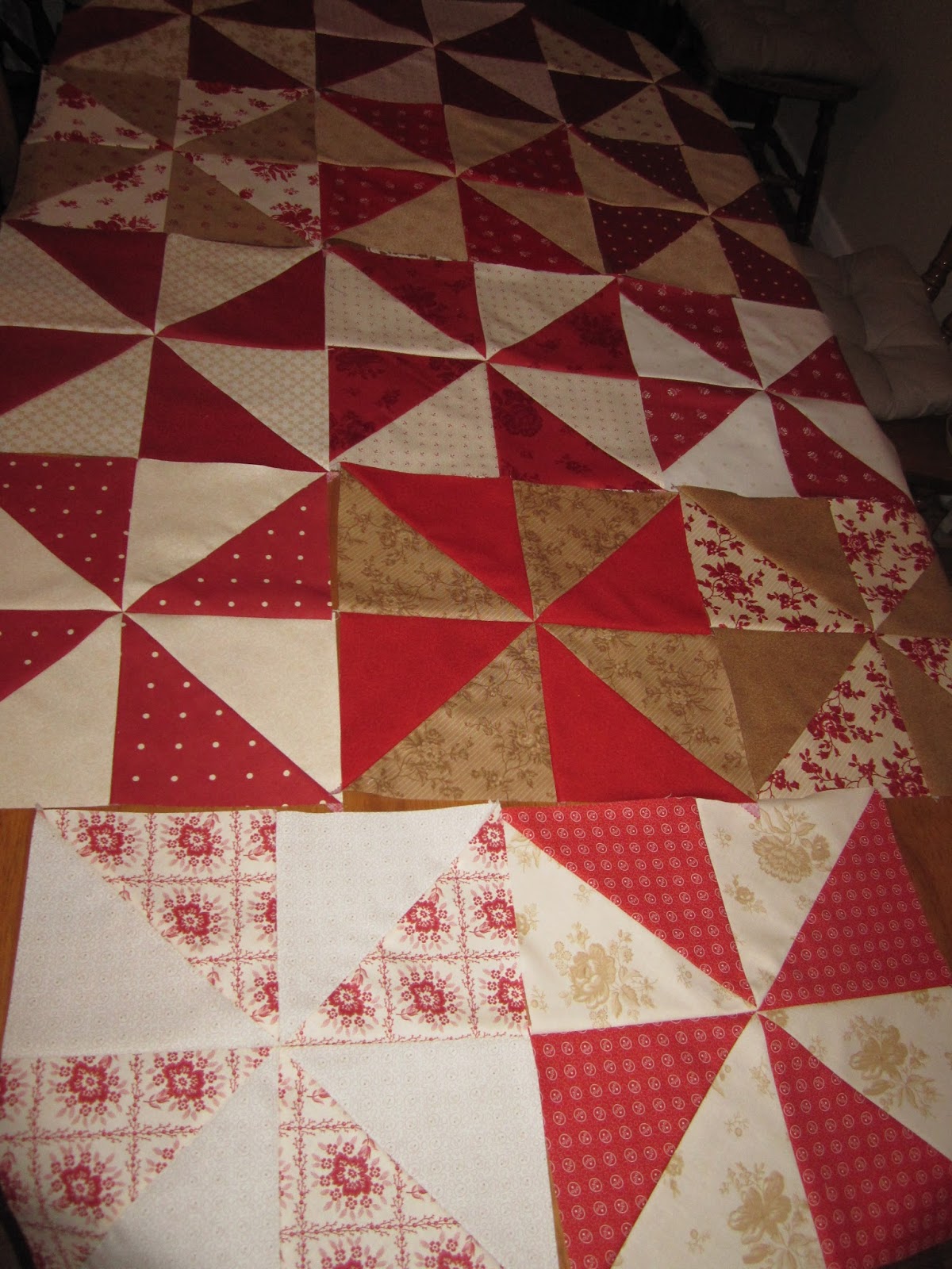 Mother Patchwork: Midwinter Red Quilt - finished
