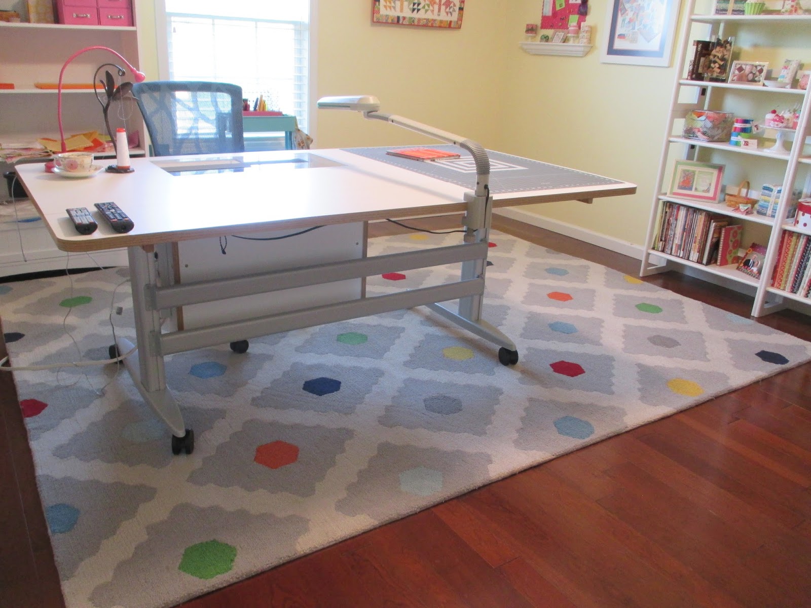 Cupcakes 'n Daisies: Two things