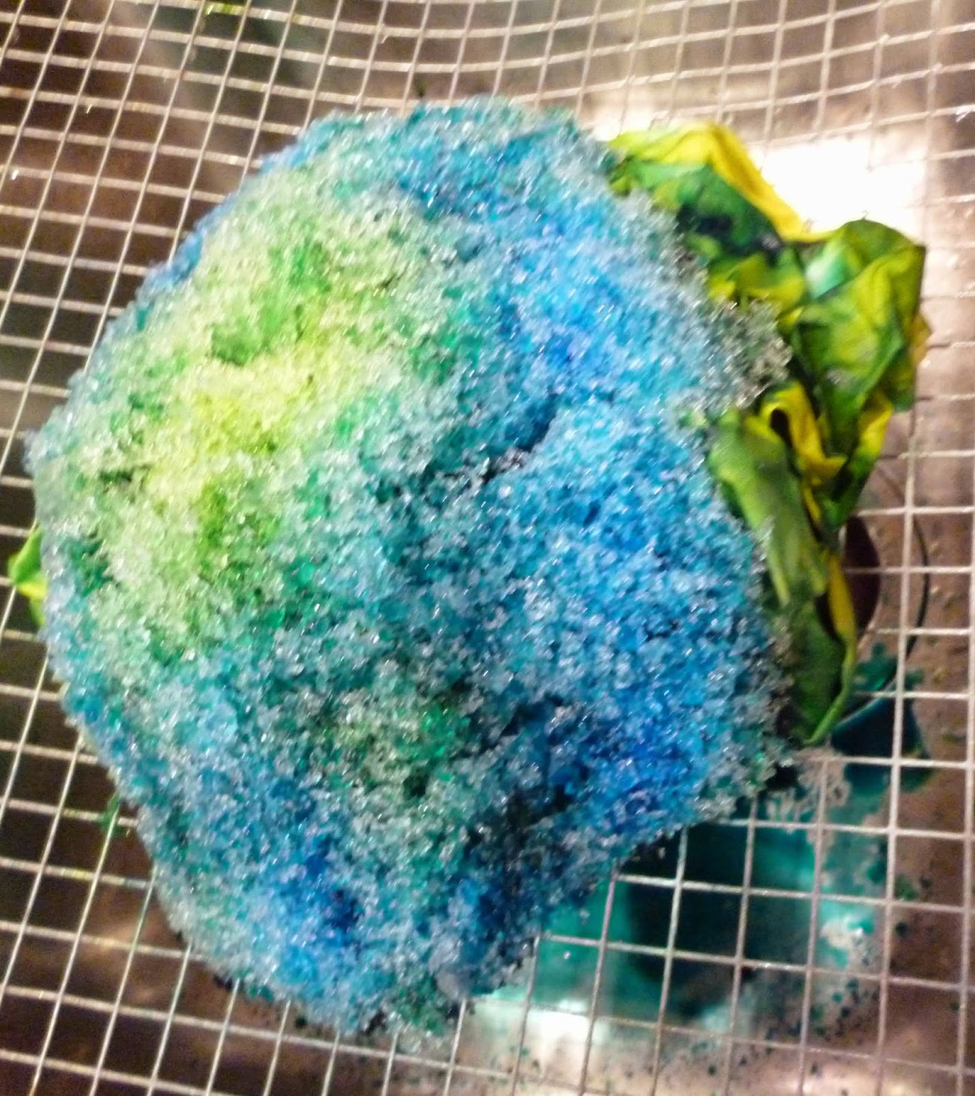 sew sew art: How to snow dye