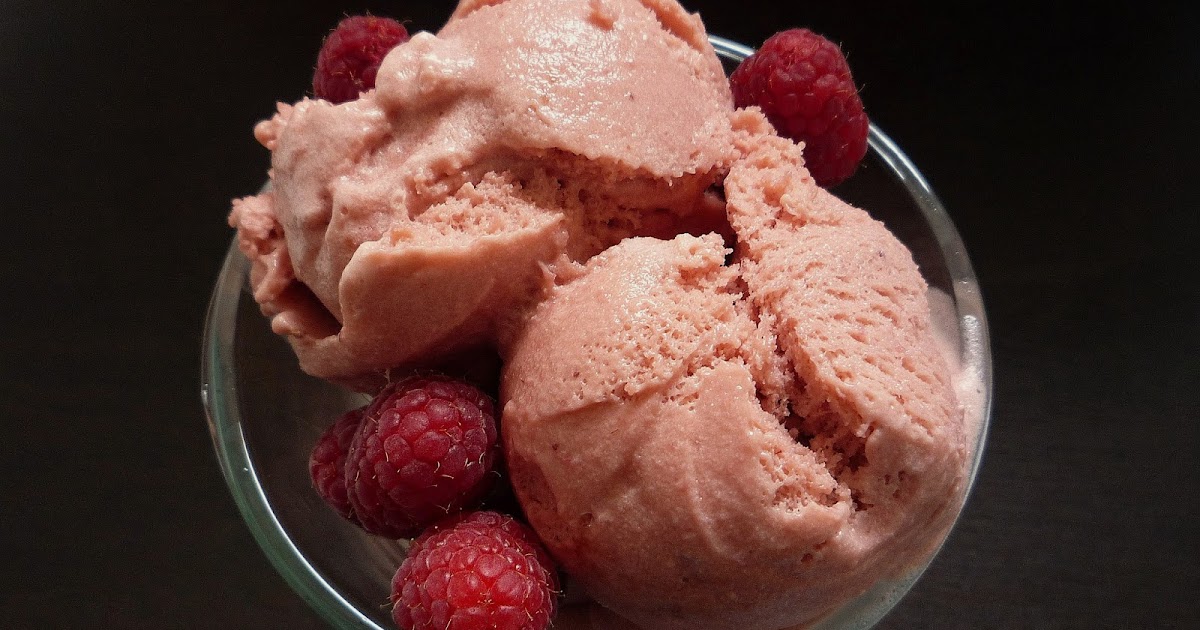 Being A Bear: Bear Essentials: Ice Cream ( + Raspberry Gelato )