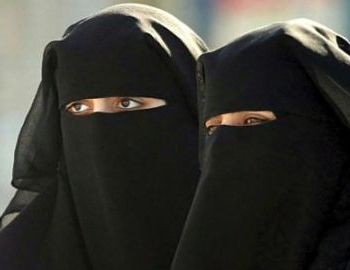 Black Burqa Styles 2012 | Hijab Styles, Hijab Pictures, Abaya, Hijab ...