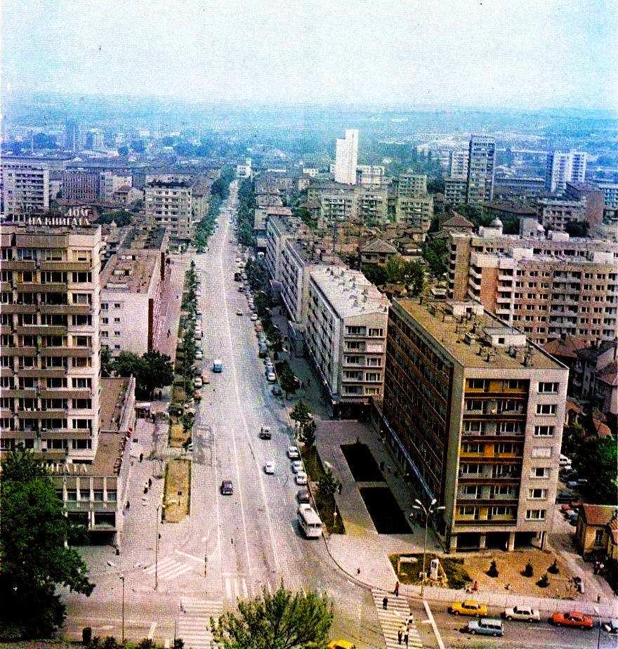 Плевен 80-те ( 2 снимки ) ~ Бгспомен