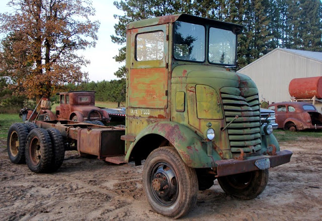247 AUTOHOLIC: Truck Tuesday - '39 GMC COE