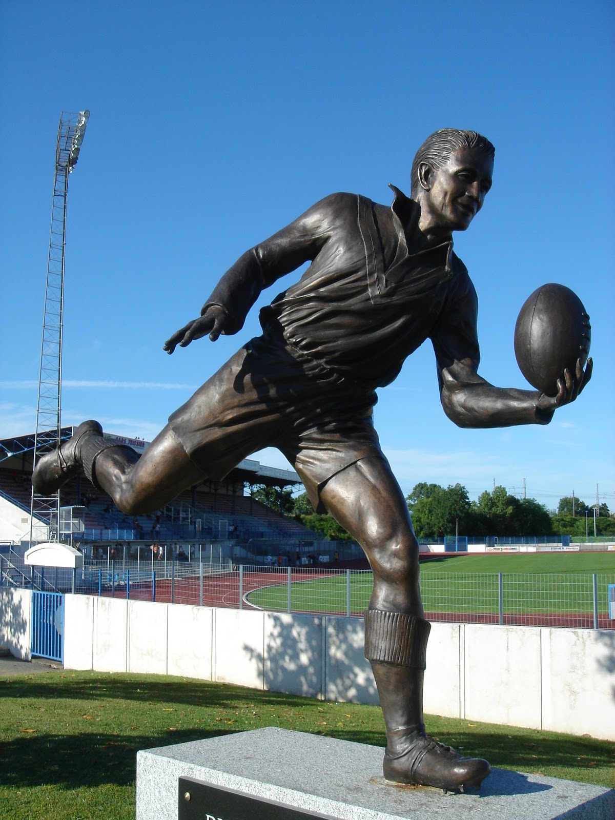 Penya Els Bastoners: Robert Puig-Aubert estrella fugaç del XV i ...