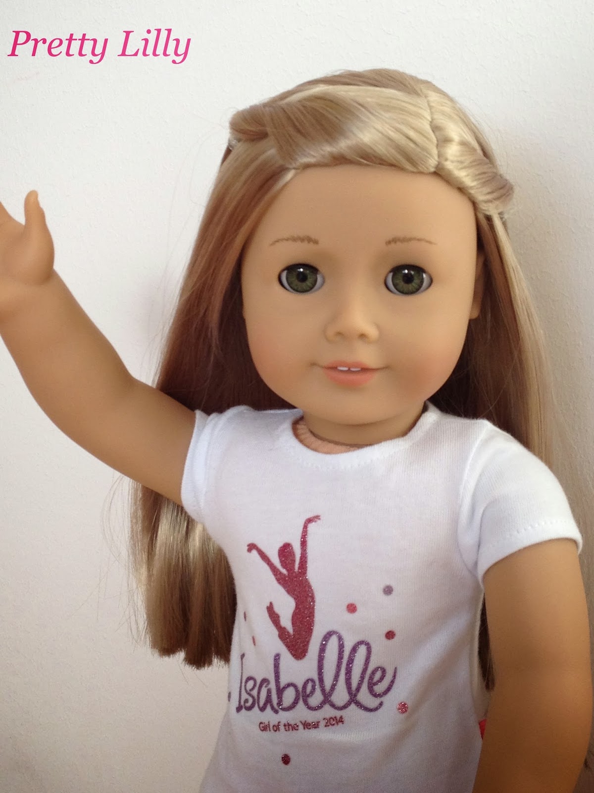 Pretty Lilly an American Girl: GIVEAWAY!