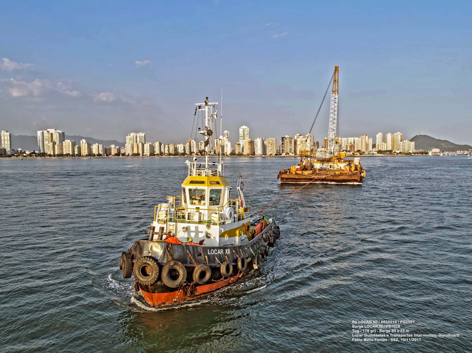Santos Shiplovers: Rb Locar XII + Barge Locar III, Moving to Santos Roads