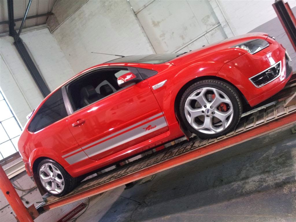 The Green I Signs Blog: Ford Focus ST Code Red Wolf car graphics ...