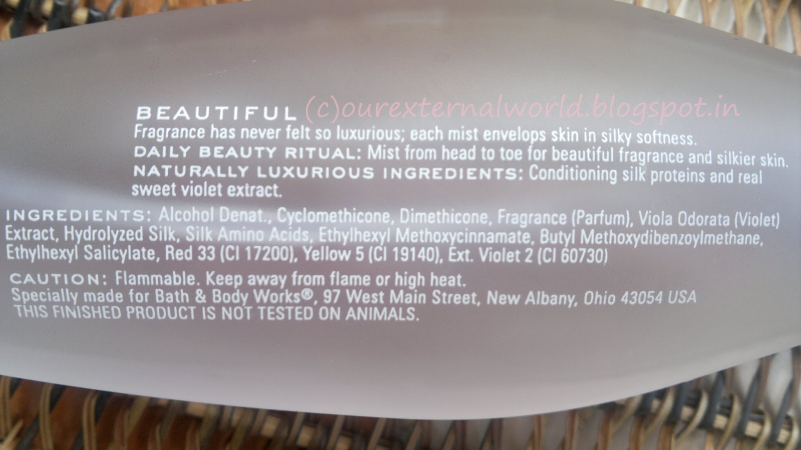 Bath & Body Works Luxuries Purely Silk Body Splash - Sweet Pea