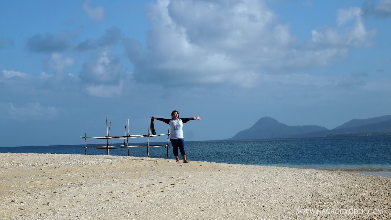 Caringo Island, Mercedes, Cam Norte ~ Naga City Deck