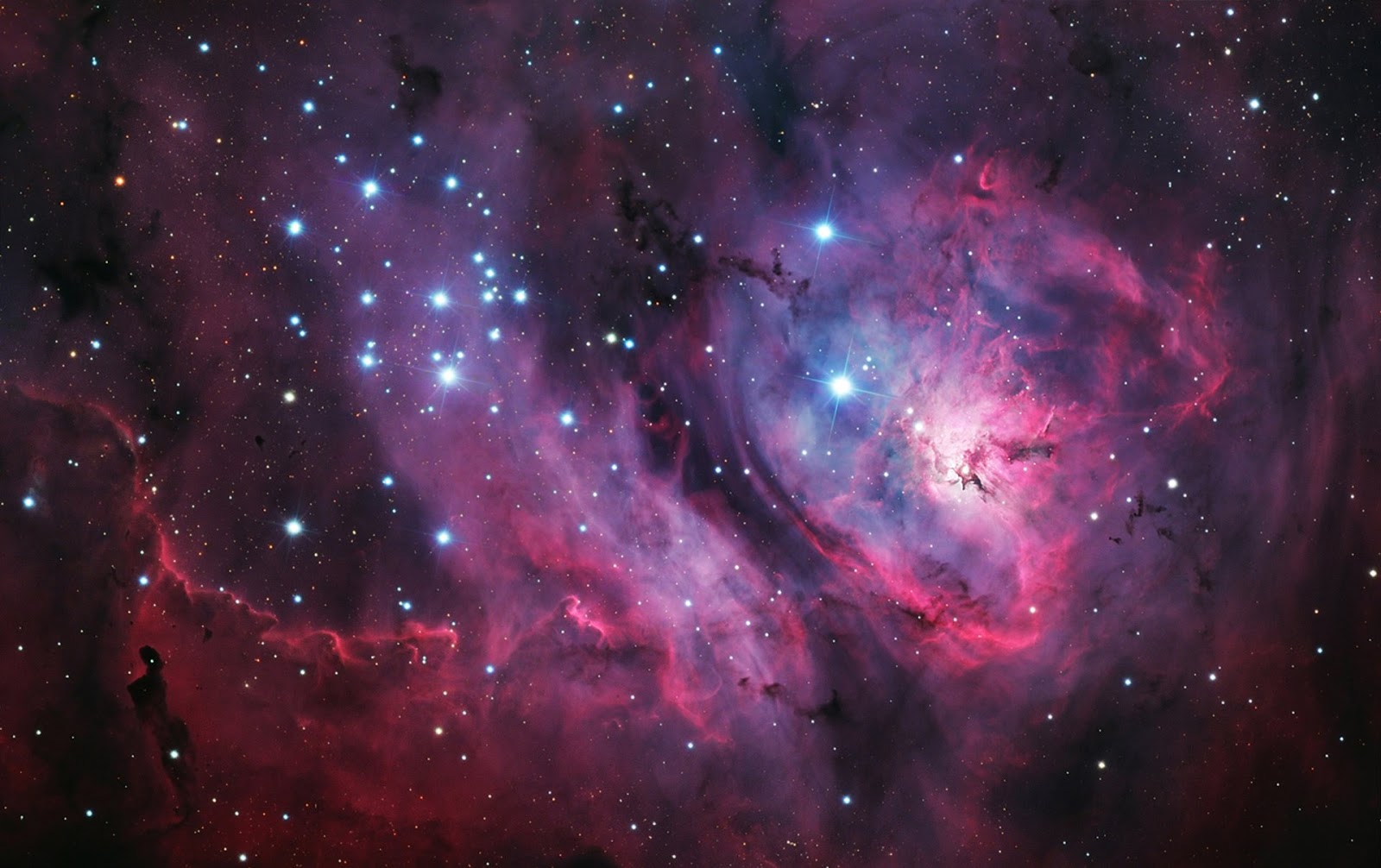 The Lagoon Nebula | Earth Blog