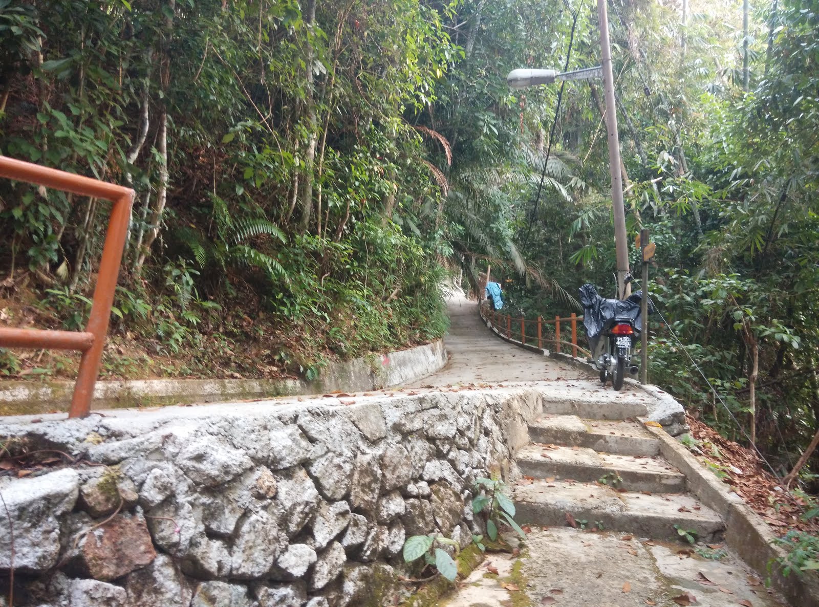 Trail Running In Penang: Penang Hill Via Heritage Trail