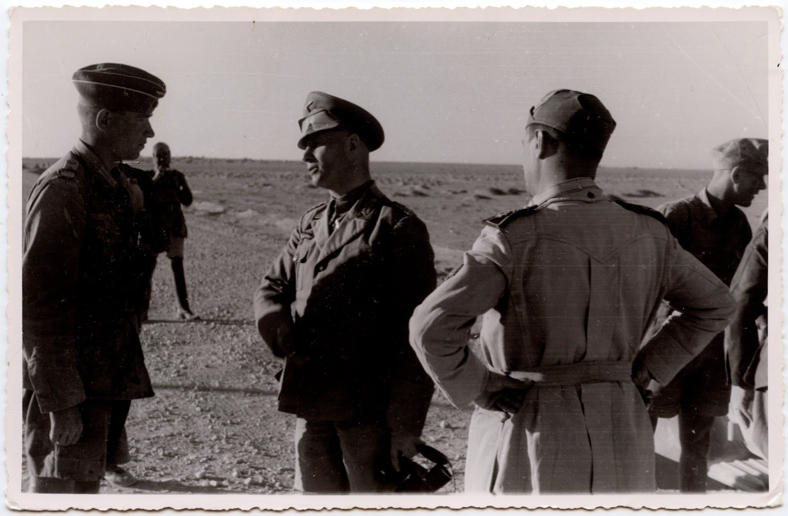 NAZI JERMAN: Foto Erwin Rommel Sebagai Panglima Afrikakorps