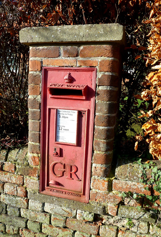 Devizes Days in Words and Pictures 2015: A Quaker's Walk Circular Stroll