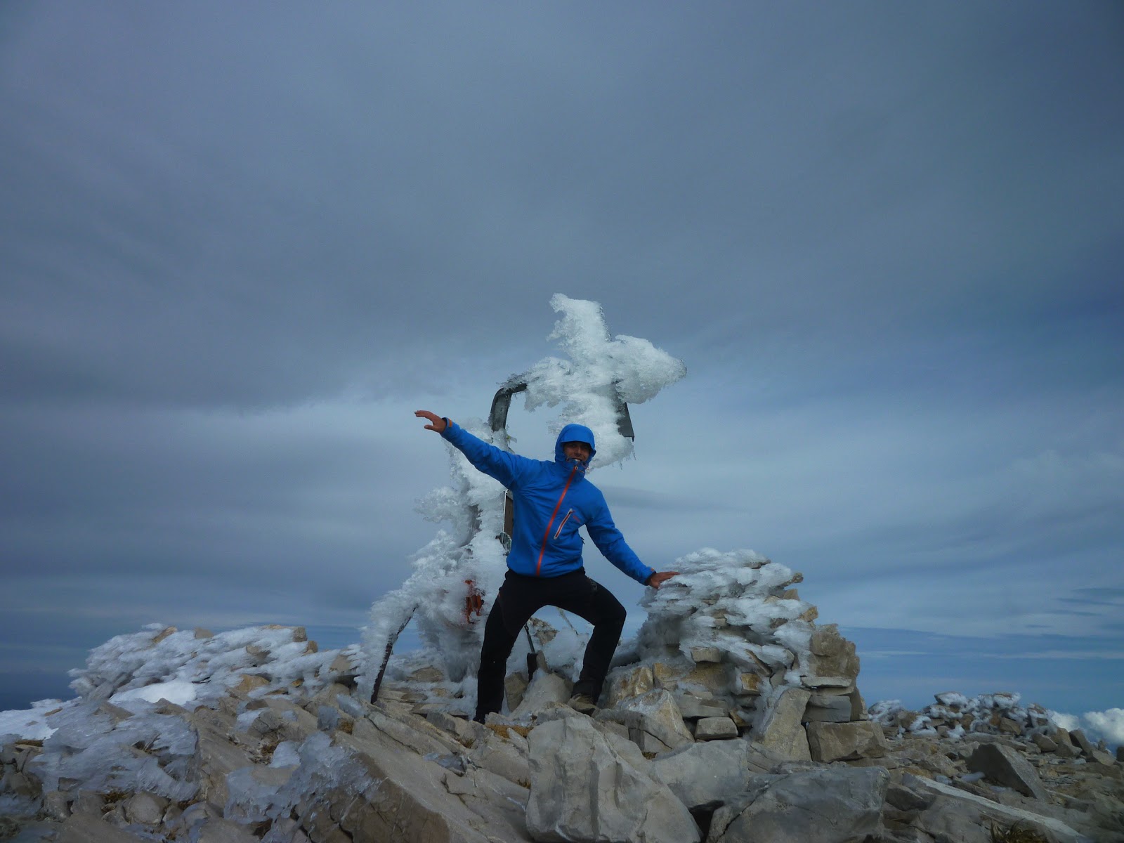 Sviaggi...: Il Monte Vettore da Altino, ritorno per S. Maria in Pantano