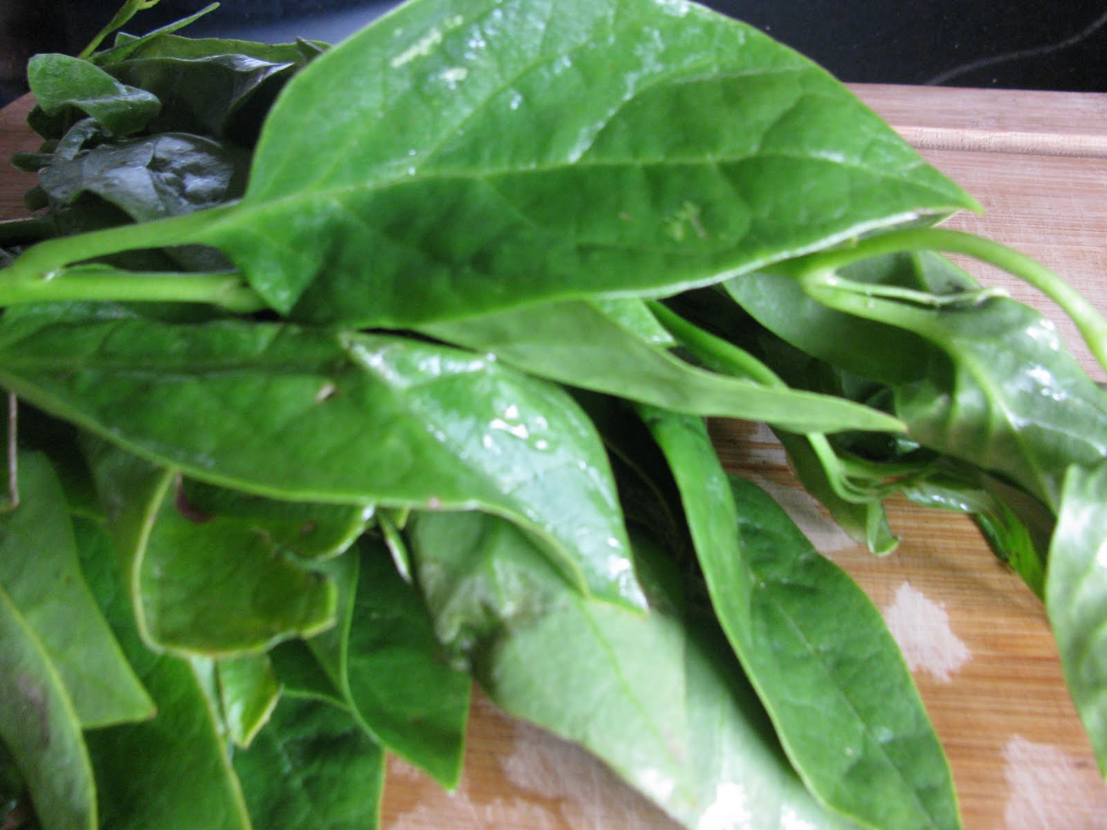 Food Slice: Bachali kura pappu/ Malabar Spinach curry