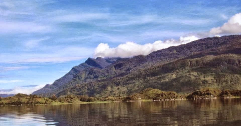 Terjadinya Danau Tigi Versi Marga Tigi - WISATA DEIYAI