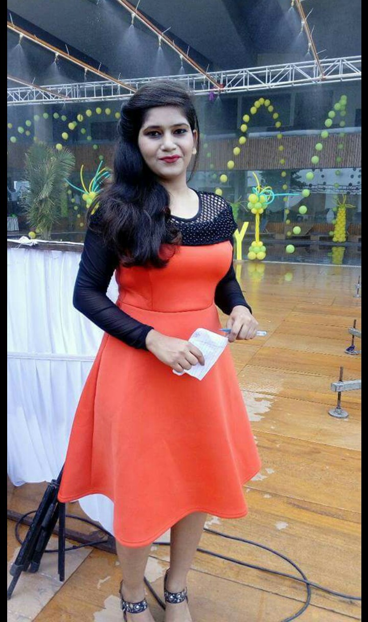 Portrait of Business Woman: Anchor Pooja Ahuja