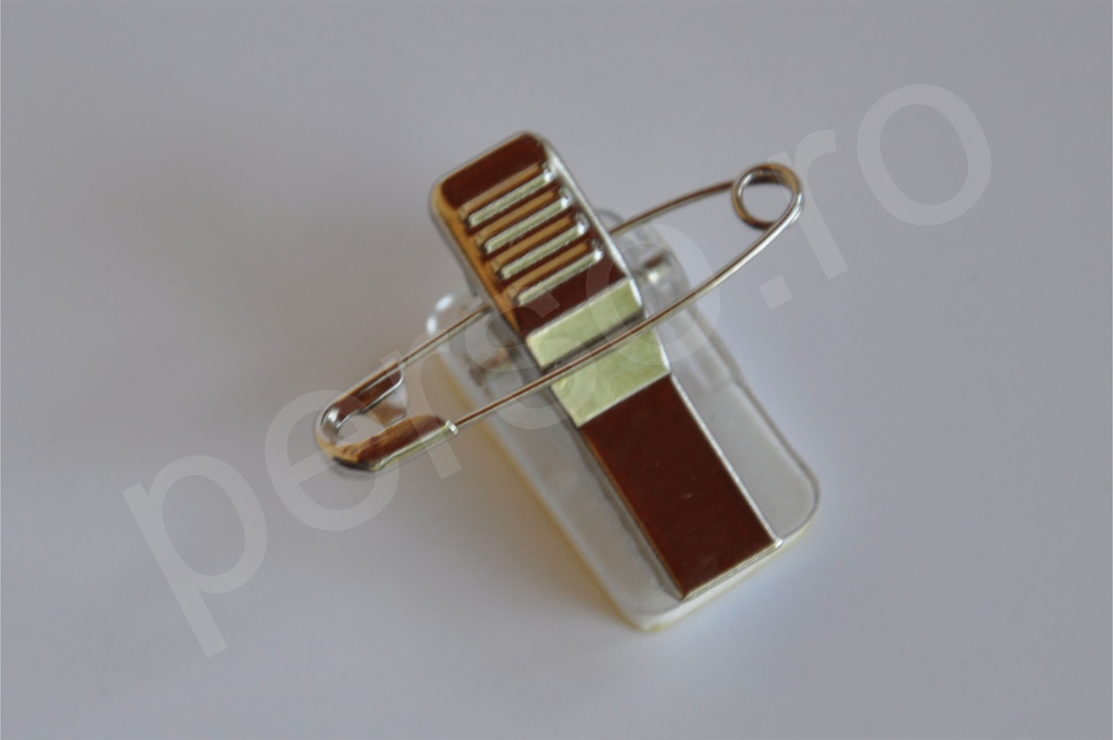 ecusoane: Sisteme prindere ecusoane