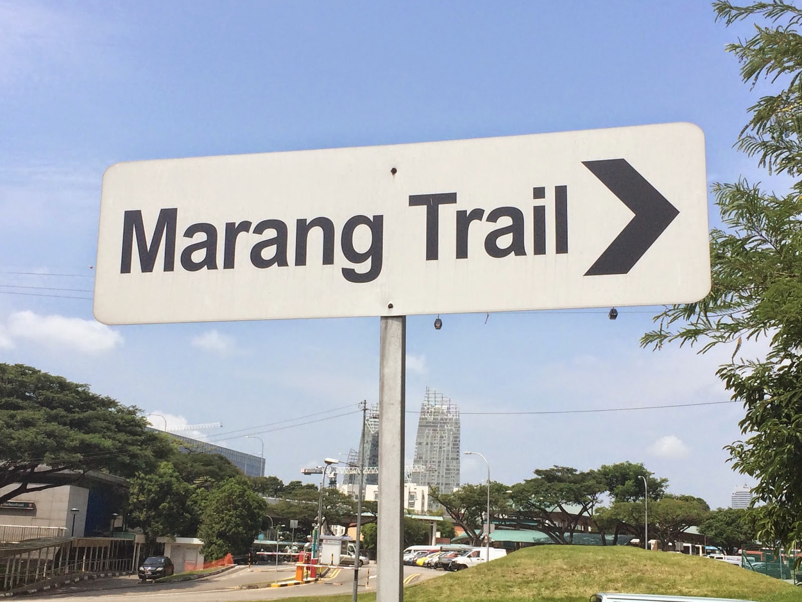 Red Dot Roaming - Harbourfront MRT - Marang Trail and the Henderson Waves