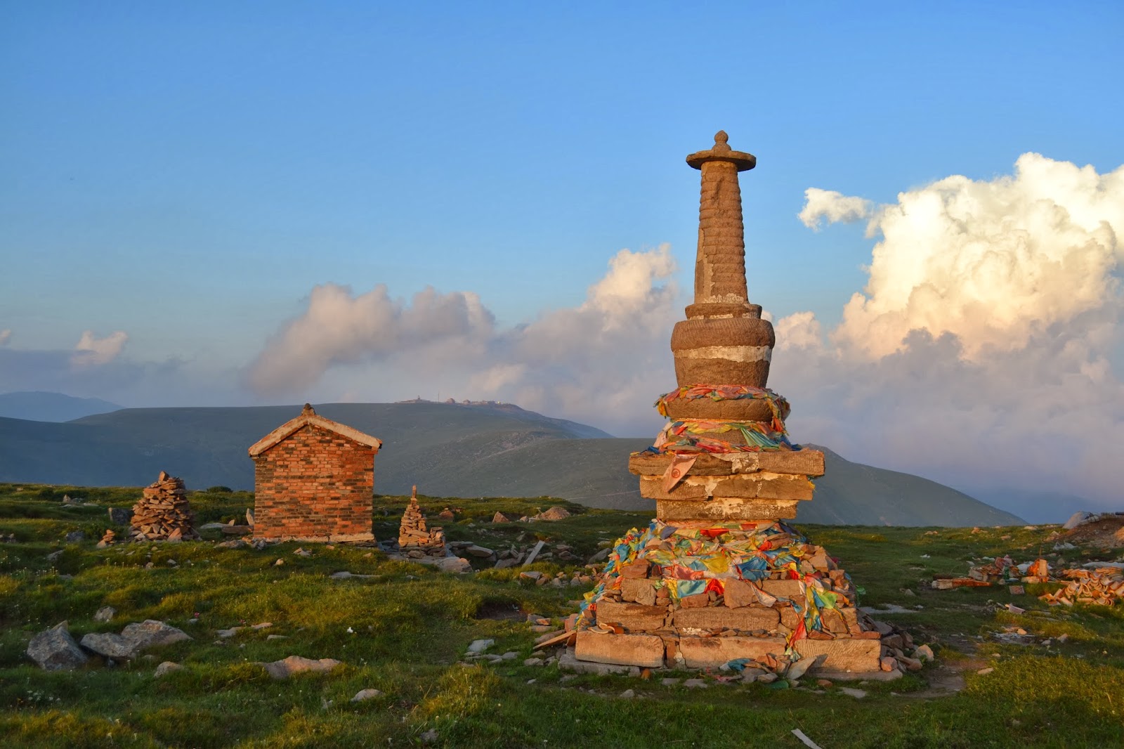 Amazing trips, treks, hikes and adventures: Climbing Mount WuTai (WuTai ...