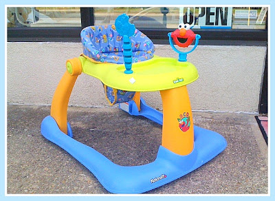 Kids Grow!: Elmo on Walkabout