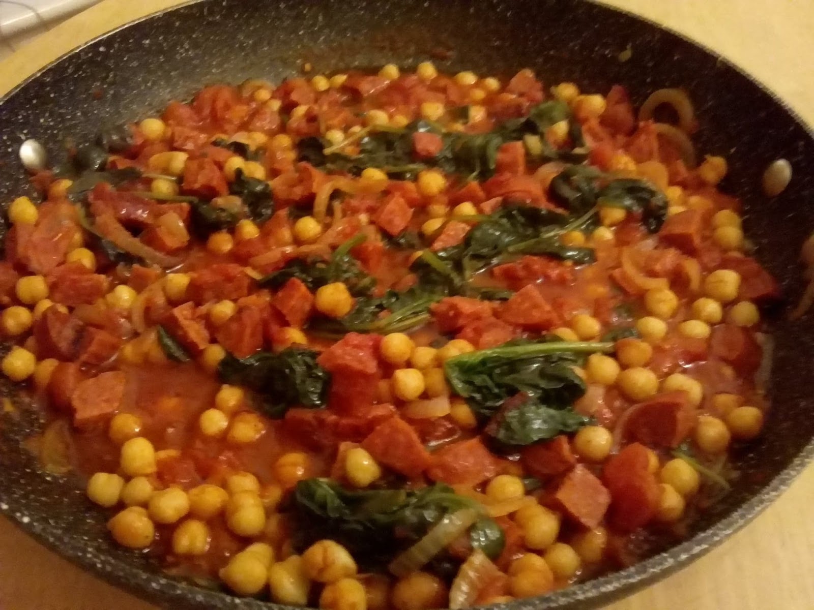 A Family Against the Flow: Book Review - One Pound Meals Fast & Fresh