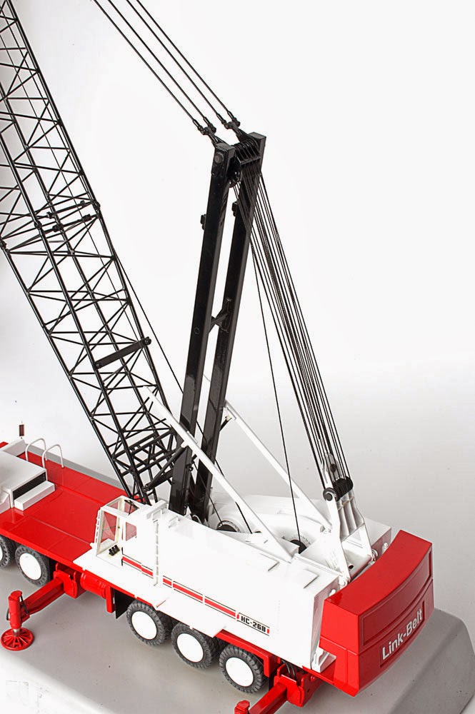 Classic Construction Models: Memorable Model: Link-Belt HC-268 Truck Crane