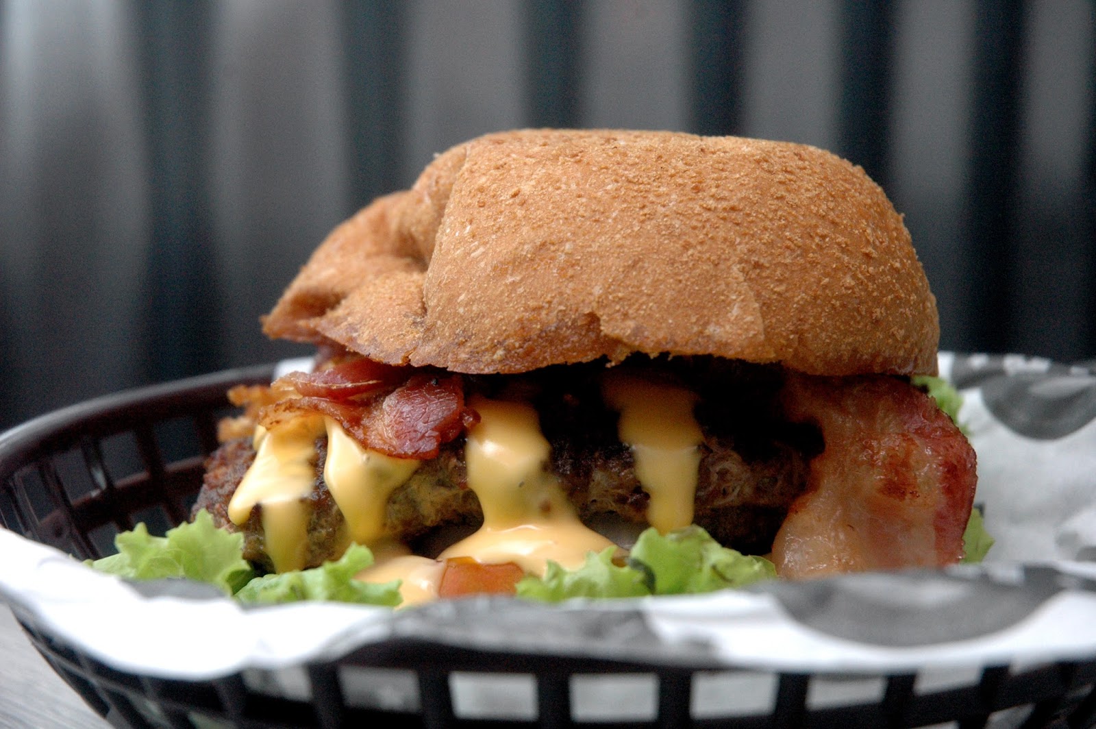 DUDE FOR FOOD: Healthy and Irresistibly Delicious at H.I.D. Burgers