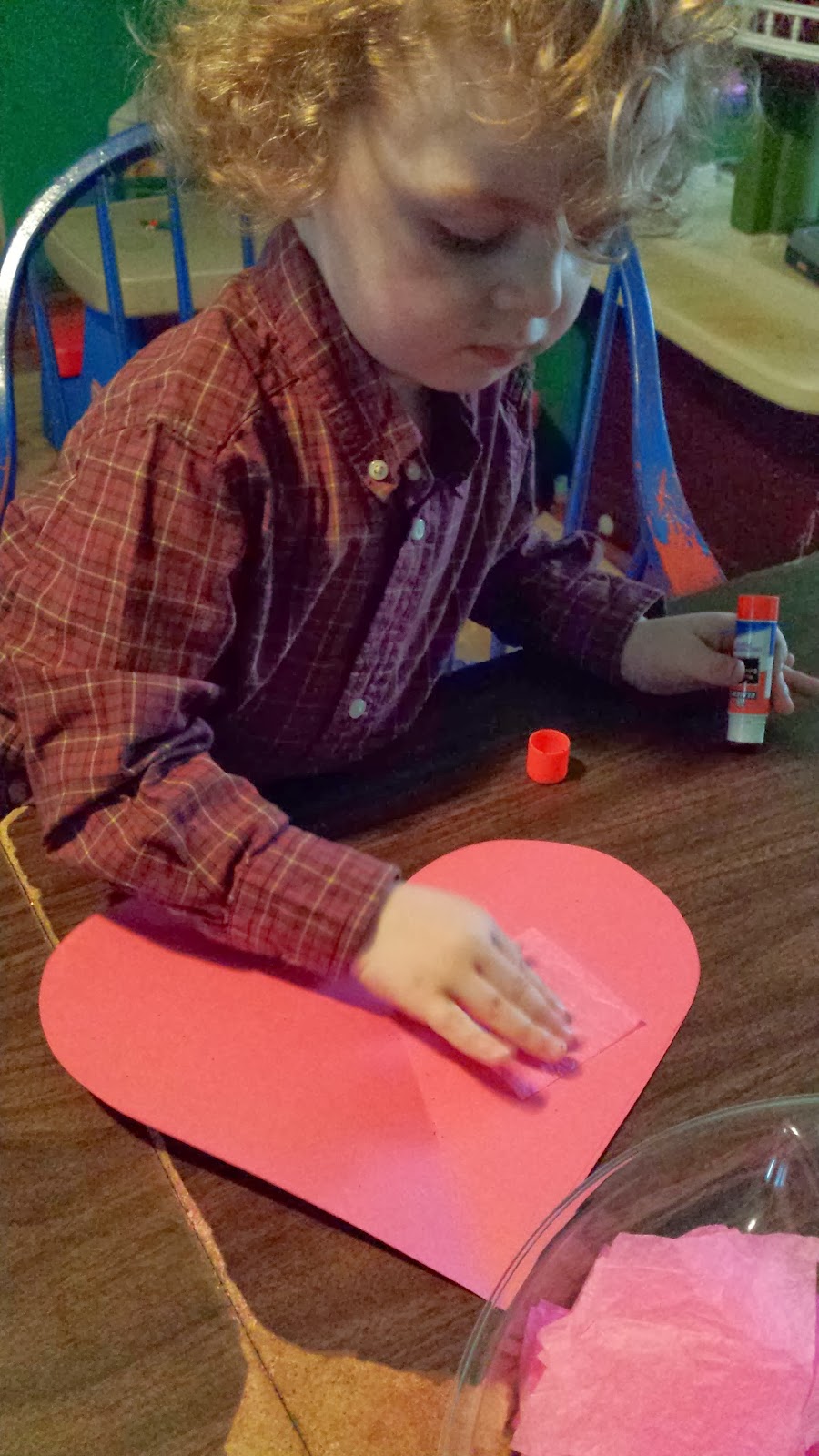 Munchkin and Bean: Tissue Paper Hearts Craft