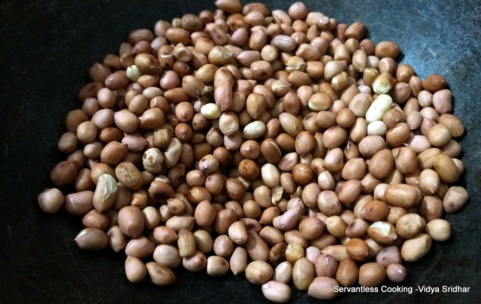 Servantless cooking : Sabudana Khichidi (Sago/Javarisi/Tapioca Upma)