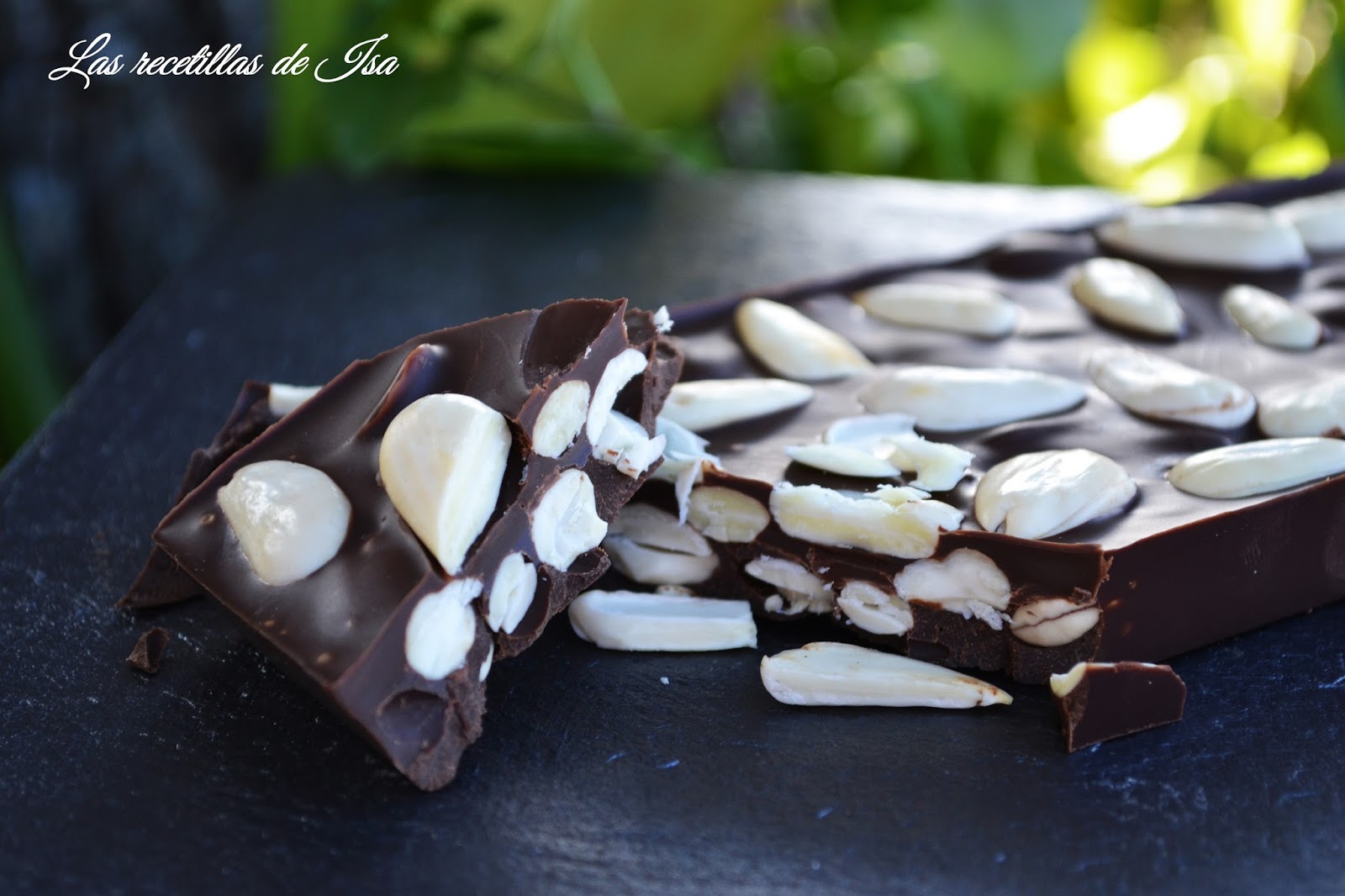 Las recetillas de Isa: Turrón de chocolate y almendras