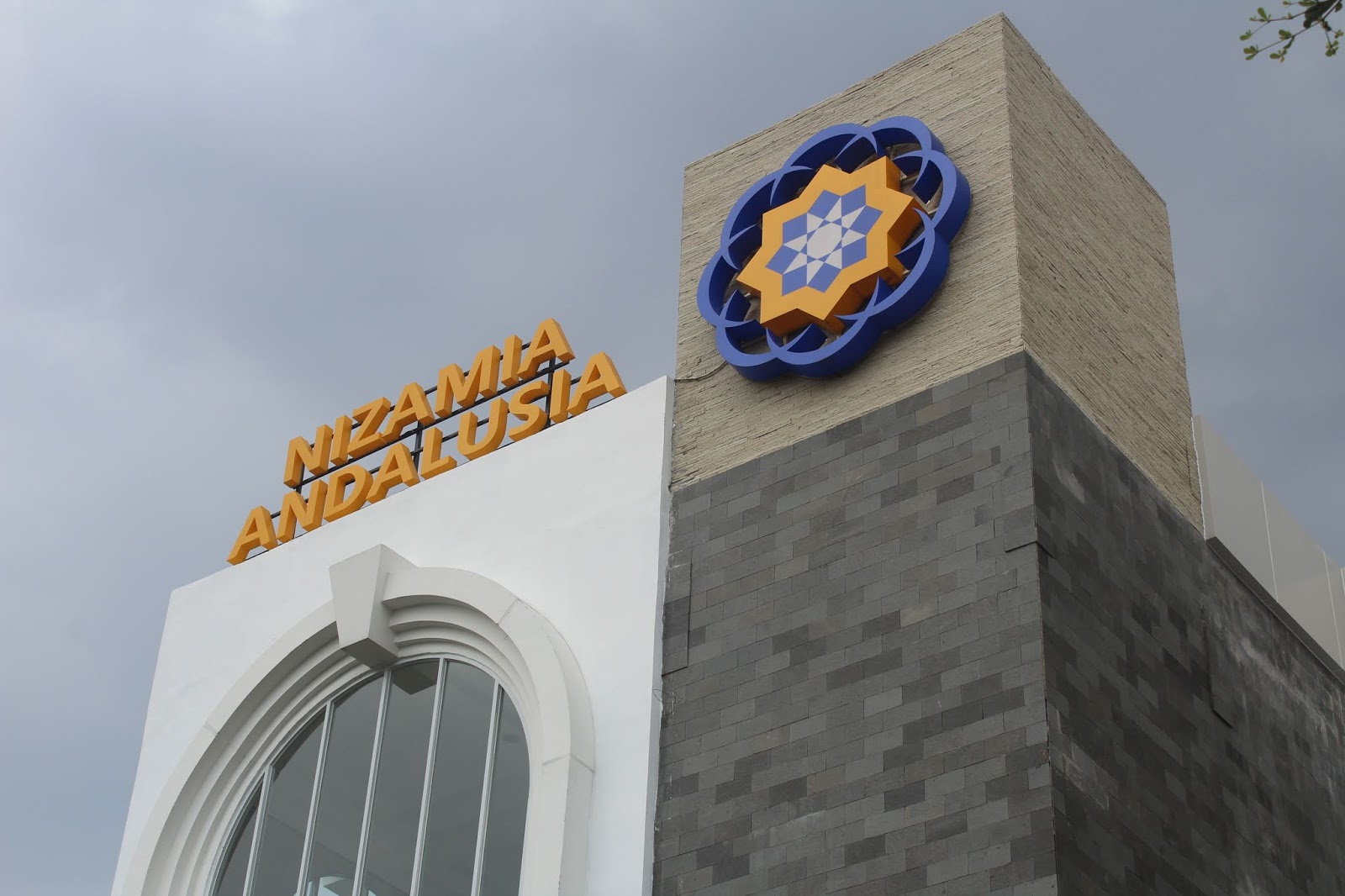 SEKOLAH NIZAMIA ANDALUSIA