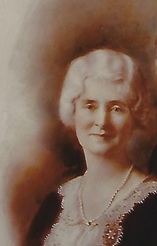 Celebrating Family Stories: Taking a Closer Look ... at Ruth Edith Smiley