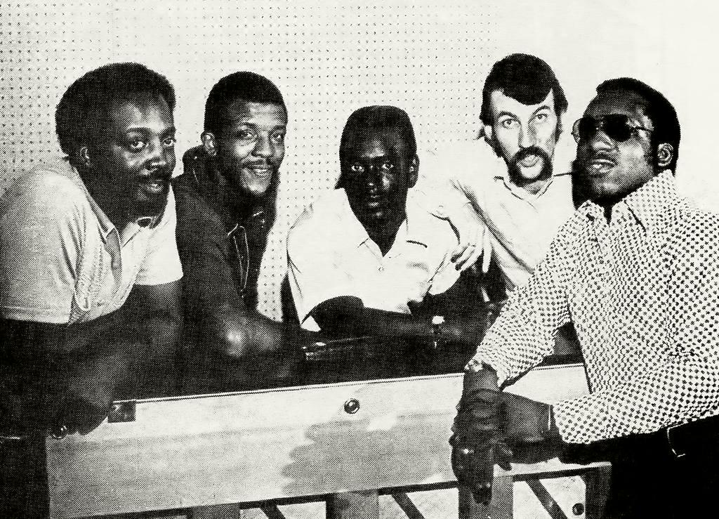 WHITE DOO-WOP COLLECTOR: REVIVAL YEARS...Dino & The Heartspinners