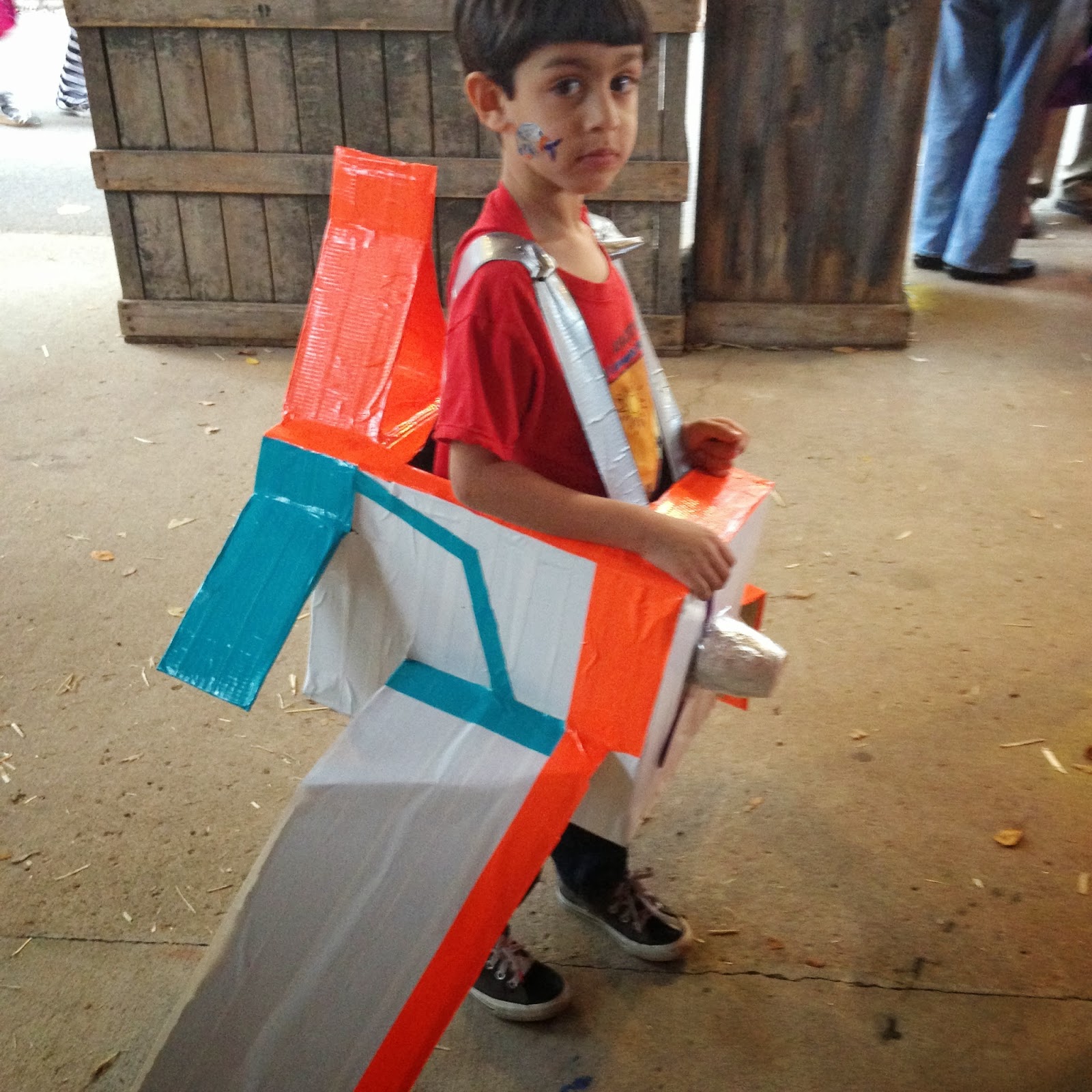 TurtleCraftyGirl: DIY Halloween Planes(Dusty) Costume