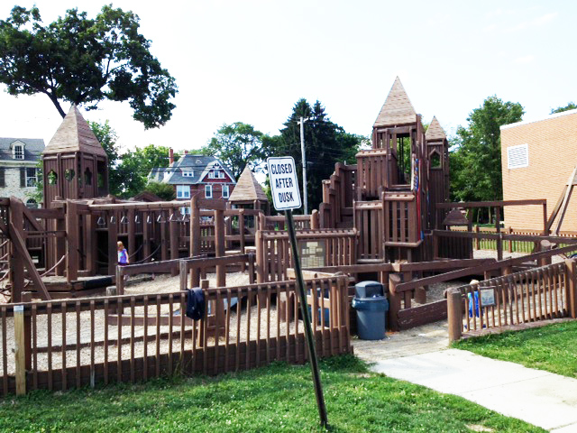 Wee Play in P.A.: Playgrounds