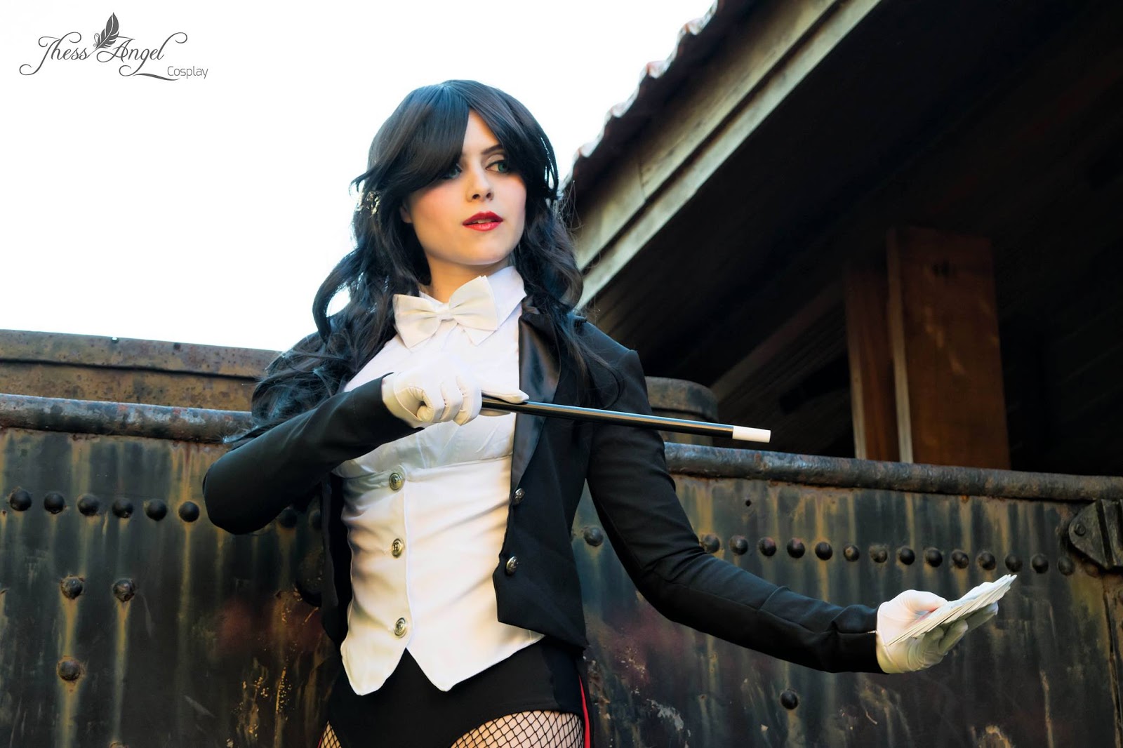 Calvin's Canadian Cave of Coolness: Zatanna Cosplay By Jhess Angel