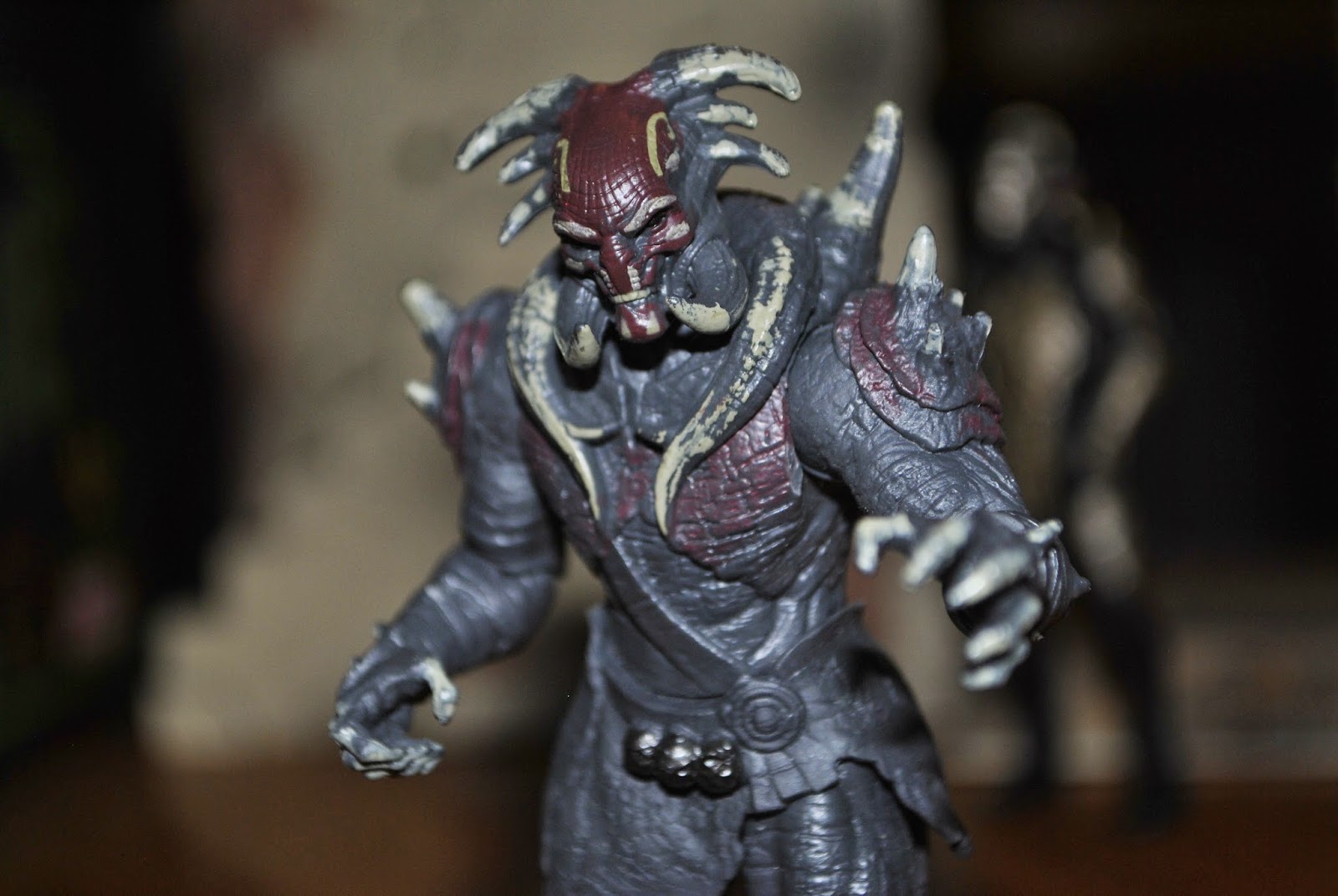 The Mojoverse: Thor: The Dark World Series Kurse Figure