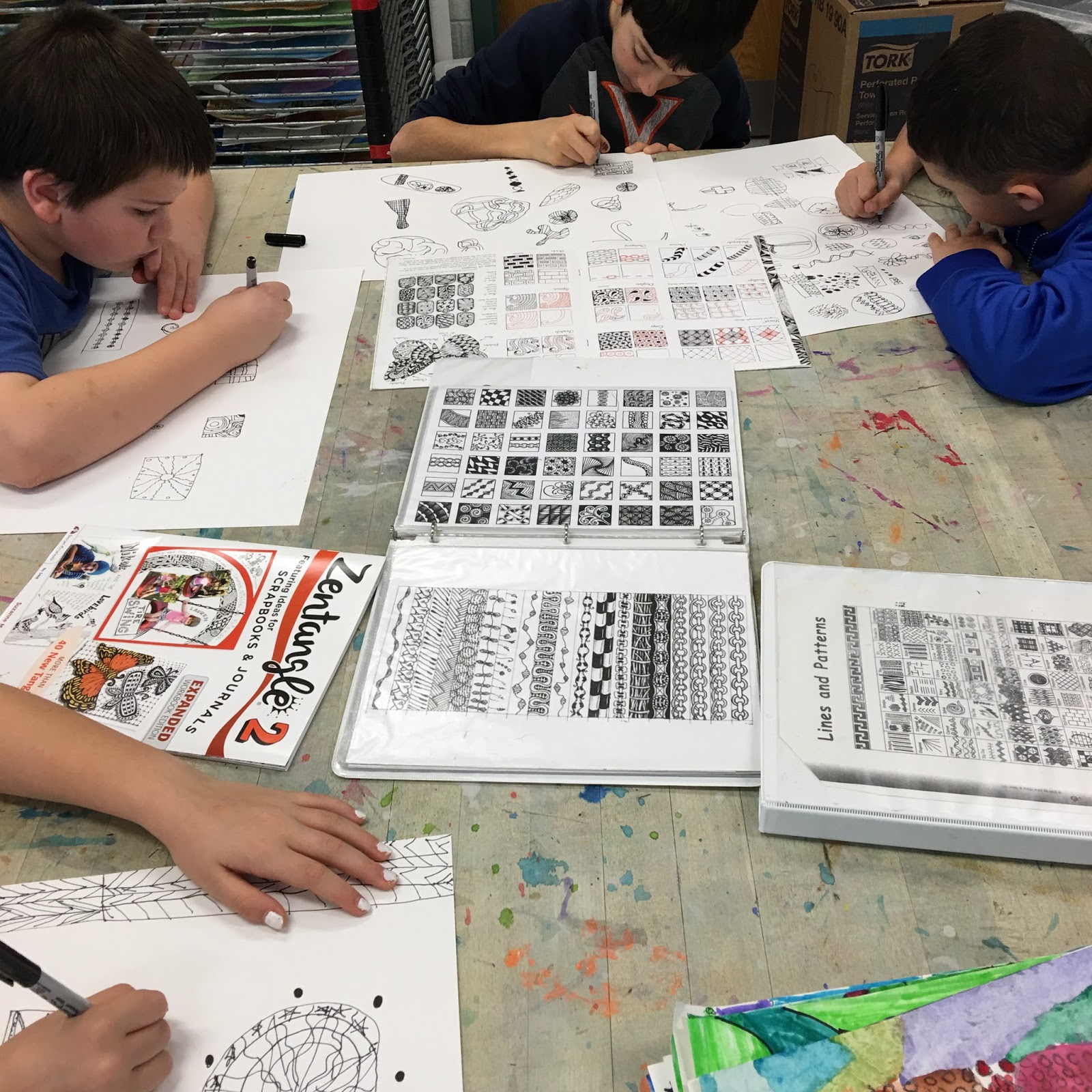 Art Room Blog: 4th Grade Collaborative Bird Project...
