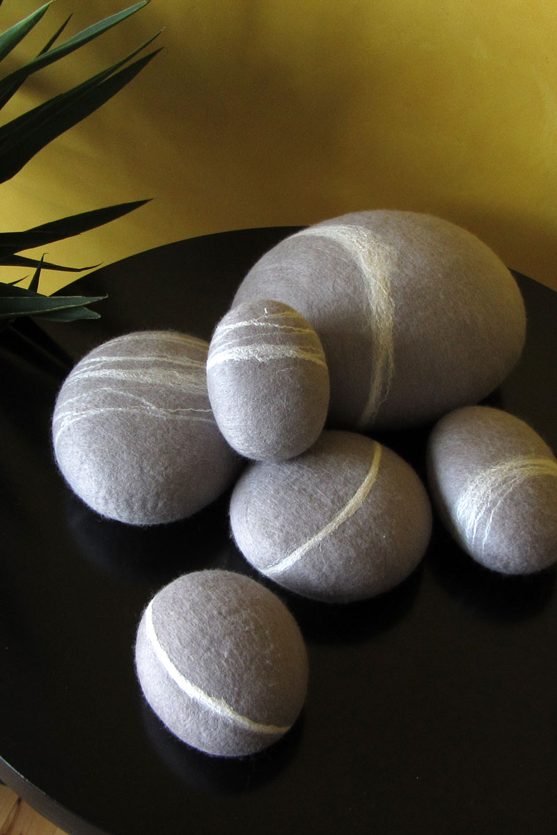 The Laughing Crow: Winter 2011 ~ Soft Rocks