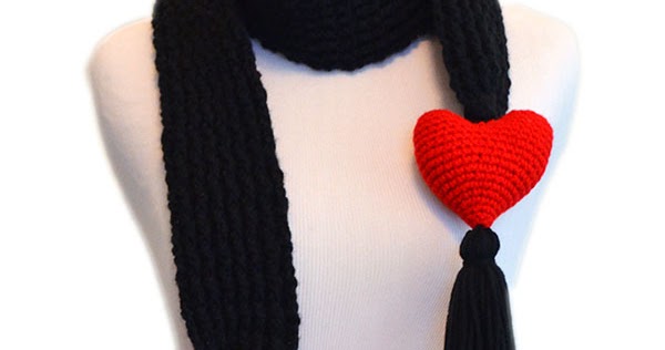 Crochet Treasures: Lover's Knot Scarf